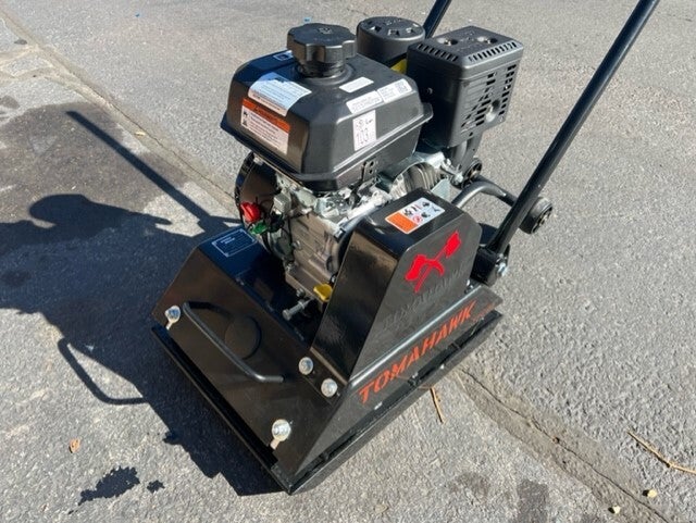 Tomahawk Plate Compactor Day Rental | Sunriver Equipment Rentals LLC ...